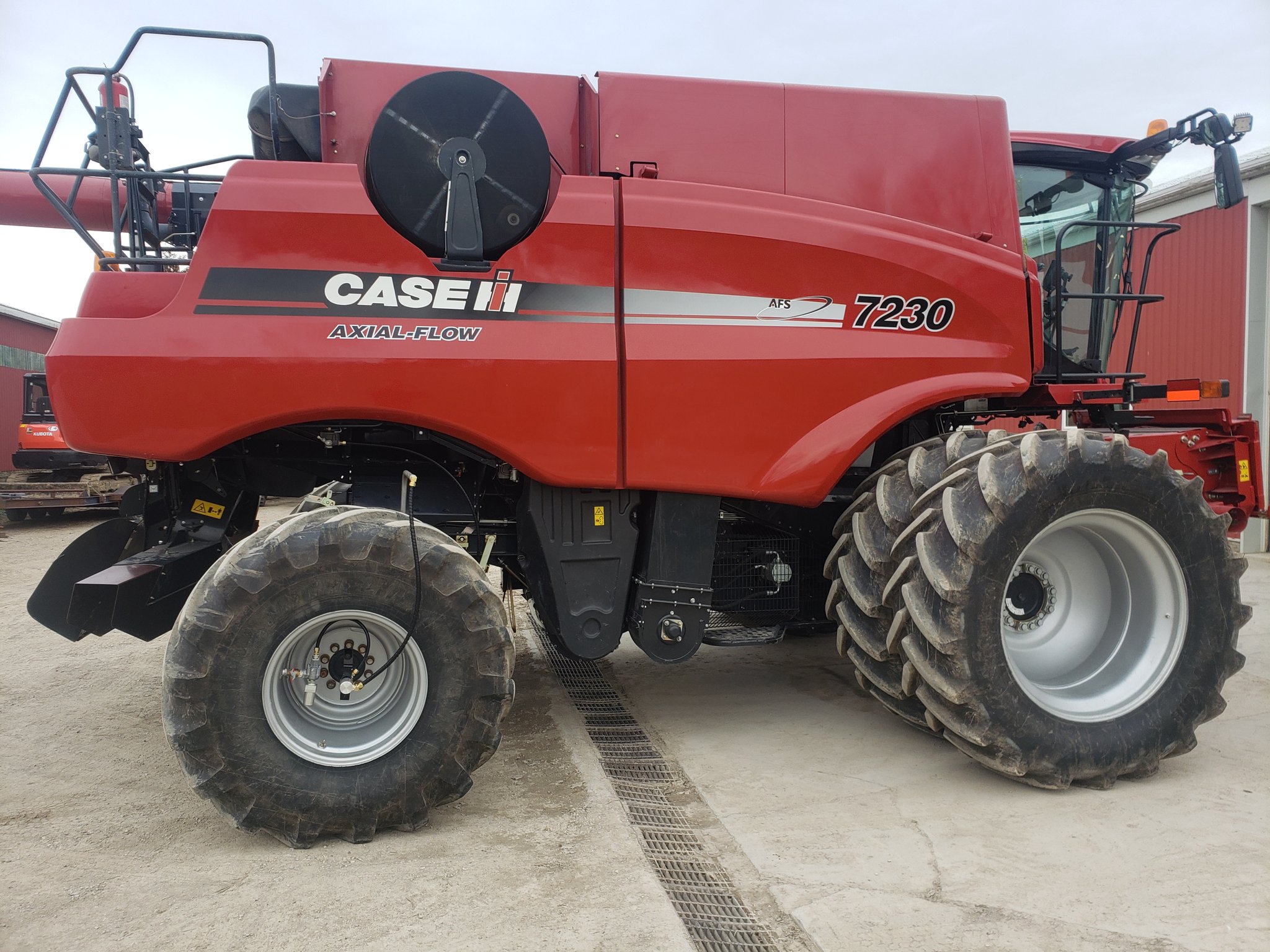 Peter Postl Farm - Case IH combine & sprayer - On-the-go Tire Pressure ...