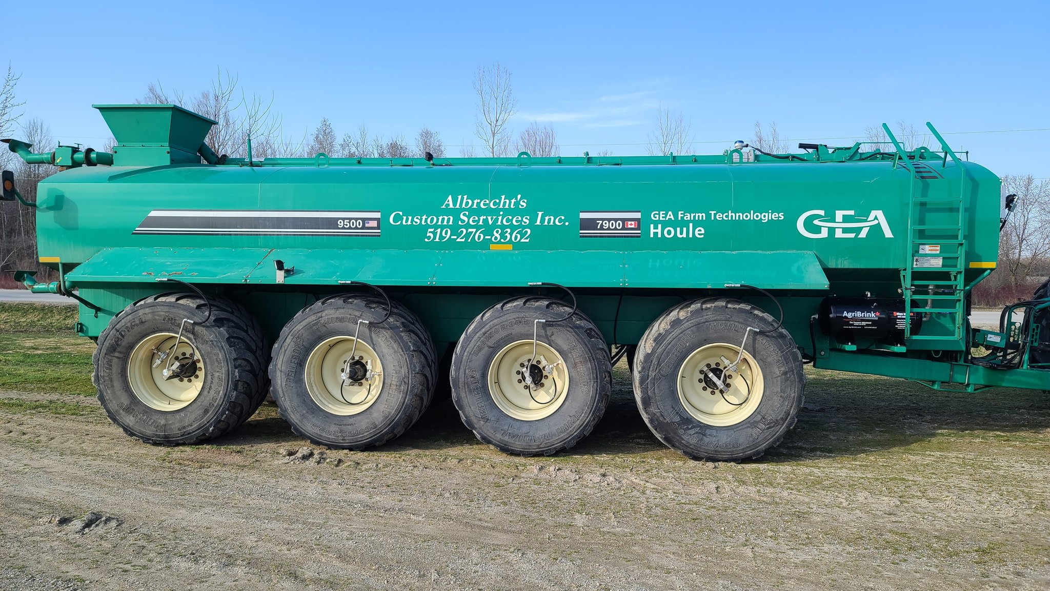 Albrect's Custom Services - Gea Houle Manure Tank - On-the-go Tire ...